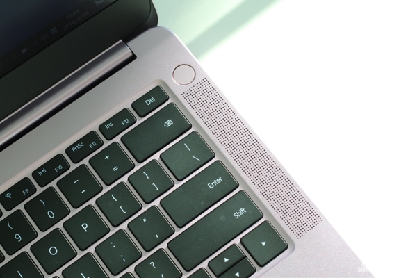 Here is Honor's First Laptop, The Honor MagicBook in Pictures - Gizmochina