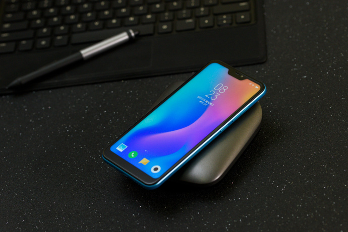 Xiaomi Redmi 6 Pro Blue Edition Looks Simply Irresistible in These ...