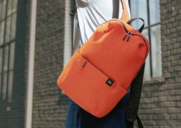 Xiaomi Releases Cheap Compact Backpack In 8 Different Colors - Gizmochina