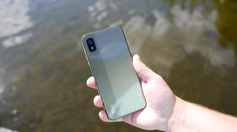 Elephone A4 Review - Looks Can Be Deceiving - Gizmochina