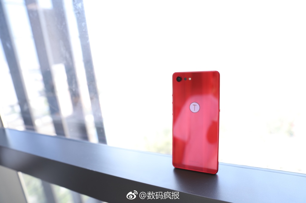 Check out the Snapdragon 710-powered Smartisan Nut Pro 2S in pictures ...