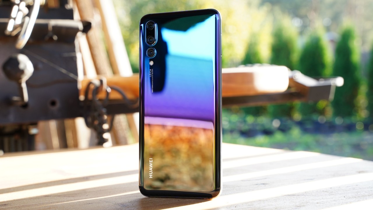 Huawei P20 Pro Morpho Aurora Review - The Next Level Gradient Color ...
