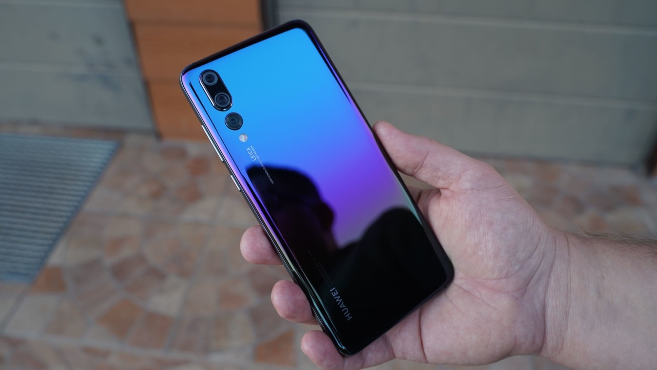 Huawei P20 Pro Morpho Aurora Review - The Next Level Gradient Color ...