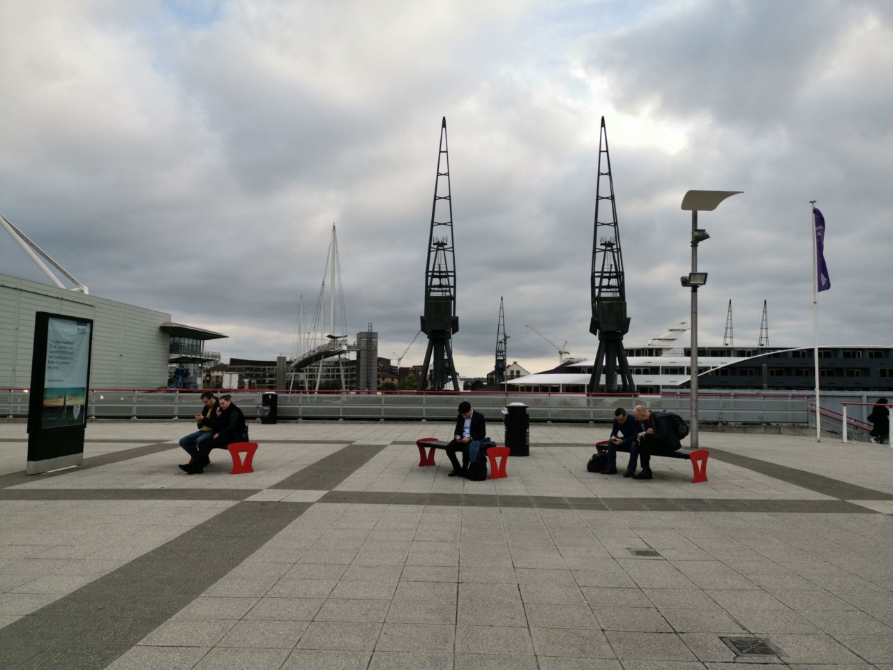 Huawei Mate 20 Pro Review - The Most Advanced Smartphone of 2018 ...