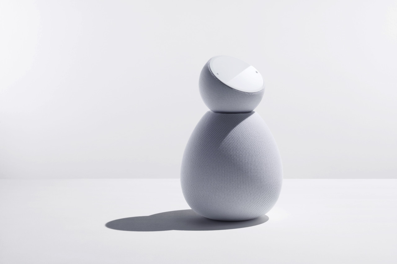 Lily is a smart speaker that teaches Chinese language in a non ...