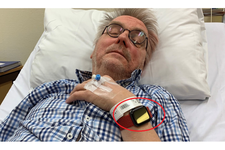Apple Watch 4 Fall detector saves owner's life after he fainted and ...