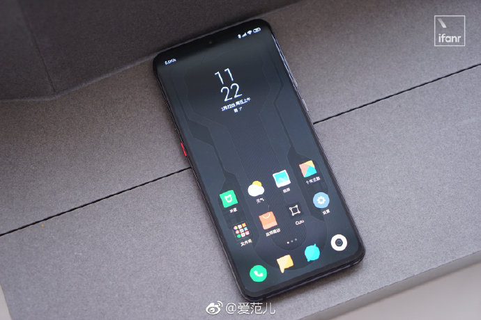 Xiaomi Mi 9 Transparent Edition in pictures: Sleek glass back design ...