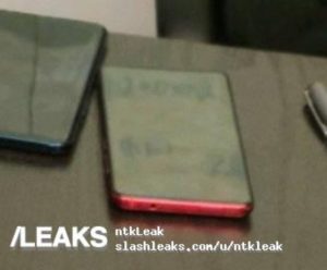 Alleged Redmi SD855 flagship phone spotted in same frame with Xiaomi ...