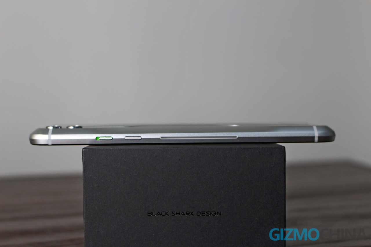 Xiaomi Black Shark 2 Hands On: An Incredible Gaming-Centric Smartphone ...