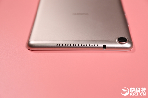 Huawei MediaPad M5 Lite 2019 Hands on Pictures capture the tablet from ...