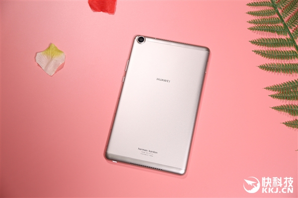 Huawei MediaPad M5 Lite 2019 Hands on Pictures capture the tablet from ...