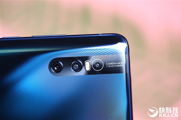 Vivo X27 Hands On Pictures: Fullscreen pop-up camera design on a ...