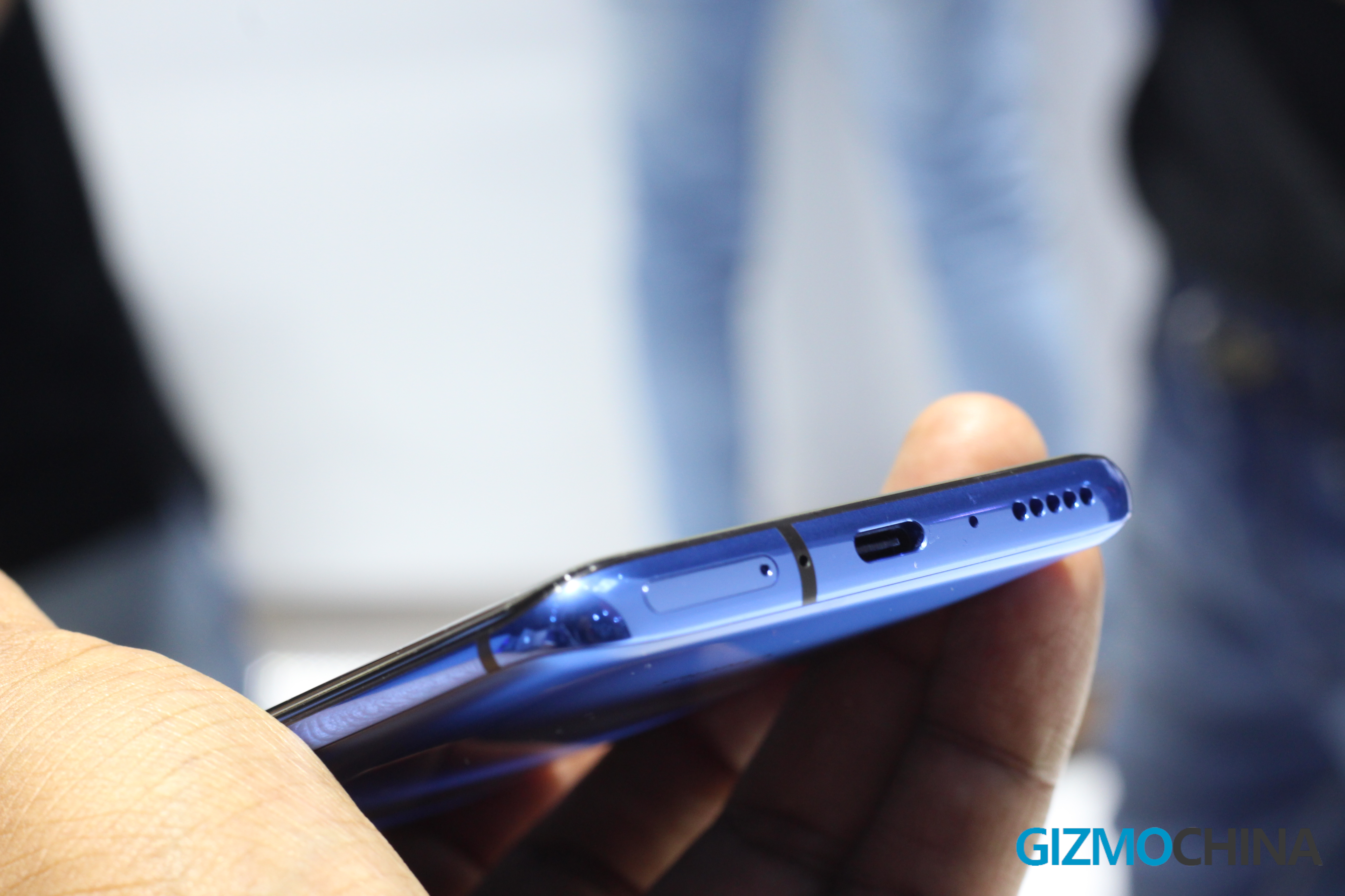 OnePlus 7 and OnePlus 7 Pro hands-on photos gives us a closer look at ...