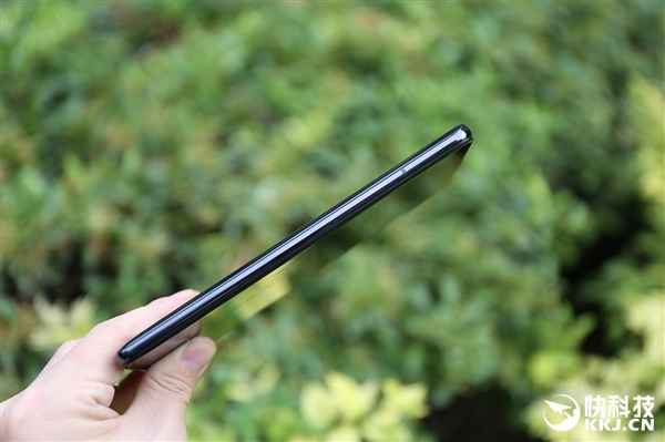 Redmi K20 Pro Hands On Pictures: Redmi's first flagship phone is a cost ...