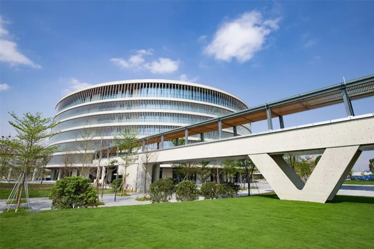 Vivo's sprawling industrial park/headquarters completed in China ...