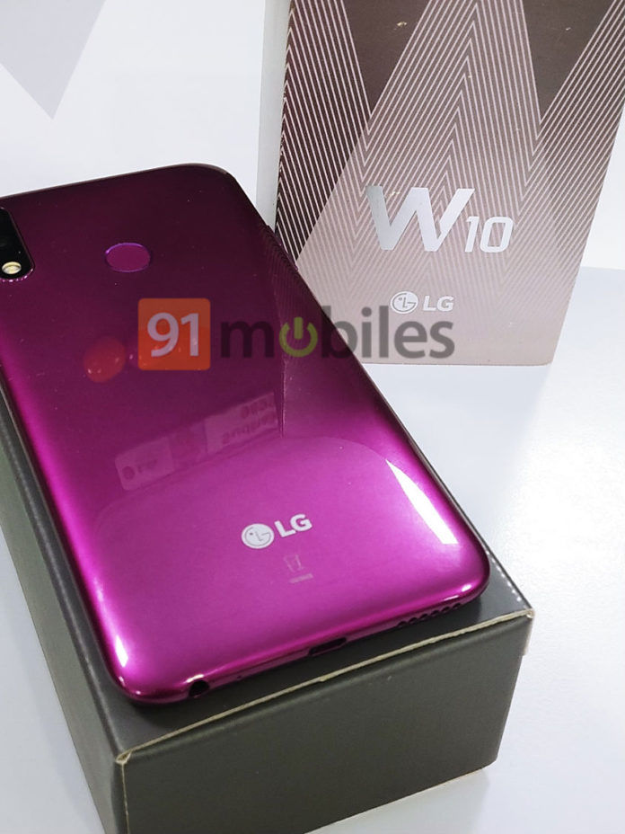 Live photo of LG W10 surfaces, has an audio jack - Gizmochina
