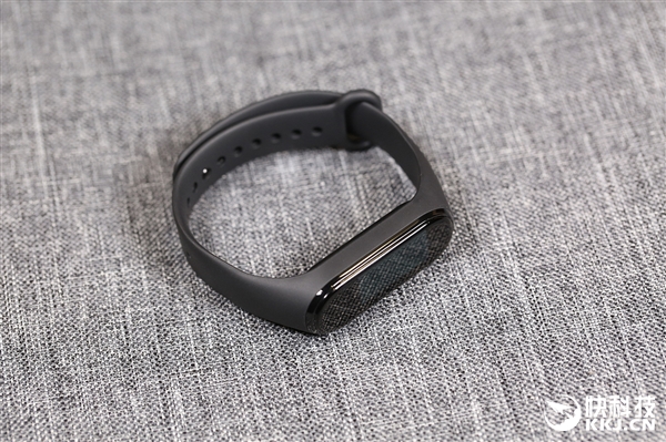Xiaomi Mi Band 4 in Pictures: A Look at the new design and features ...