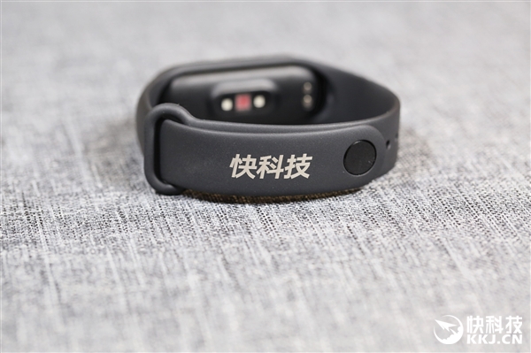 Xiaomi Mi Band 4 in Pictures: A Look at the new design and features ...