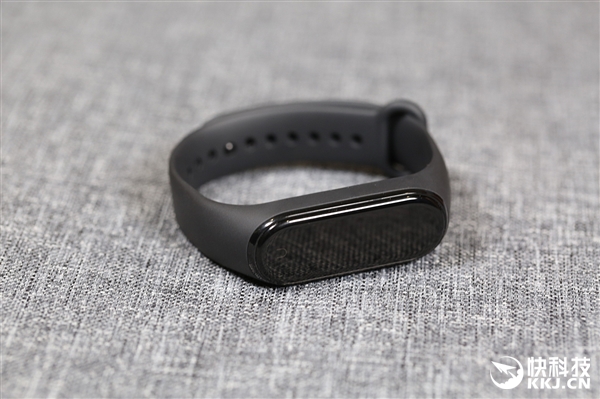 Xiaomi Mi Band 4 in Pictures: A Look at the new design and features ...