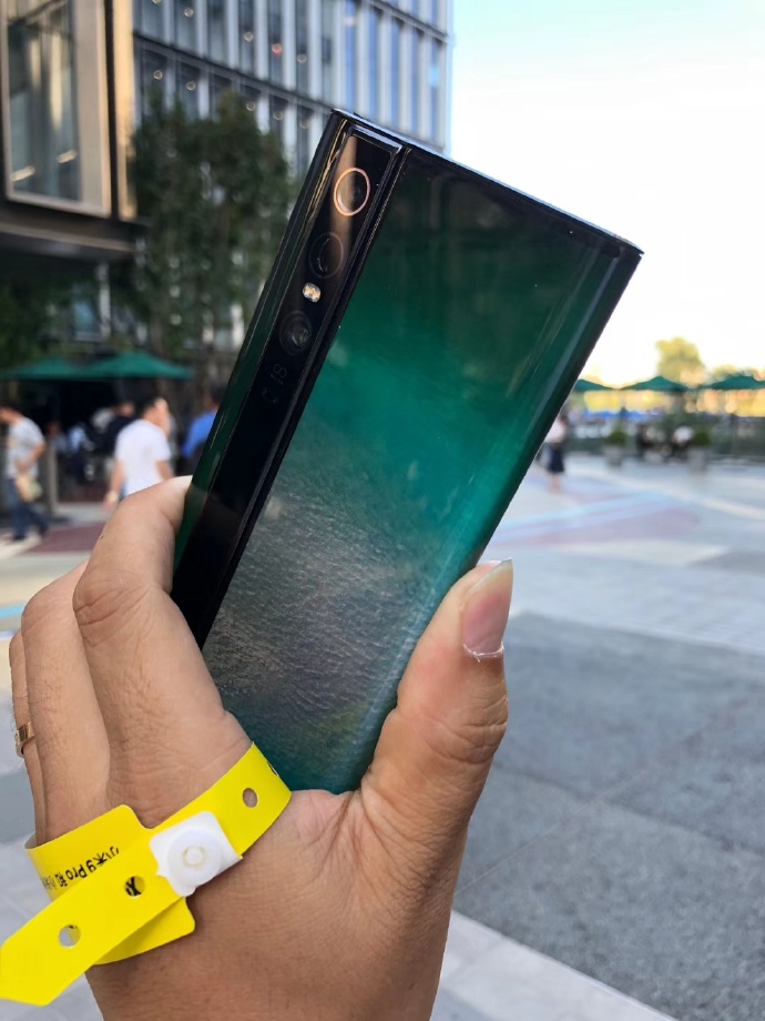 Check out the stunning Xiaomi MIX Alpha 5G hands-on pictures - Gizmochina