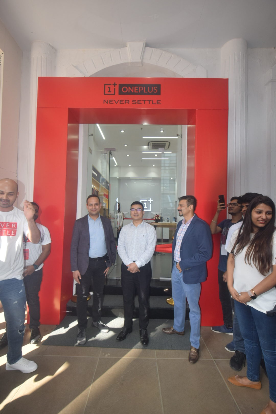 OnePlus launches its second Experience Store in Mumbai - Gizmochina