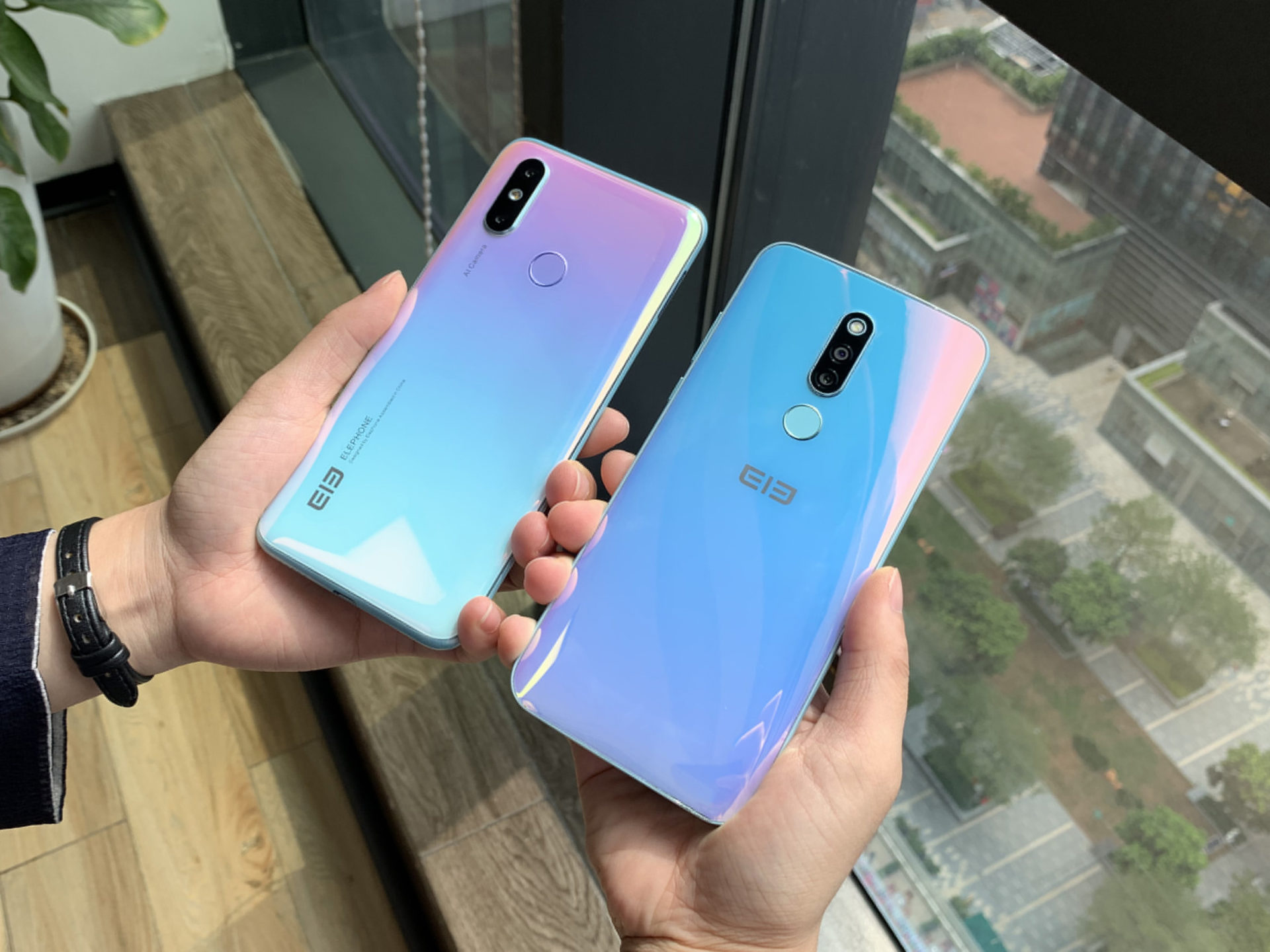 Elephone PX shows up in Crystal color side-by-side with a new U Series ...