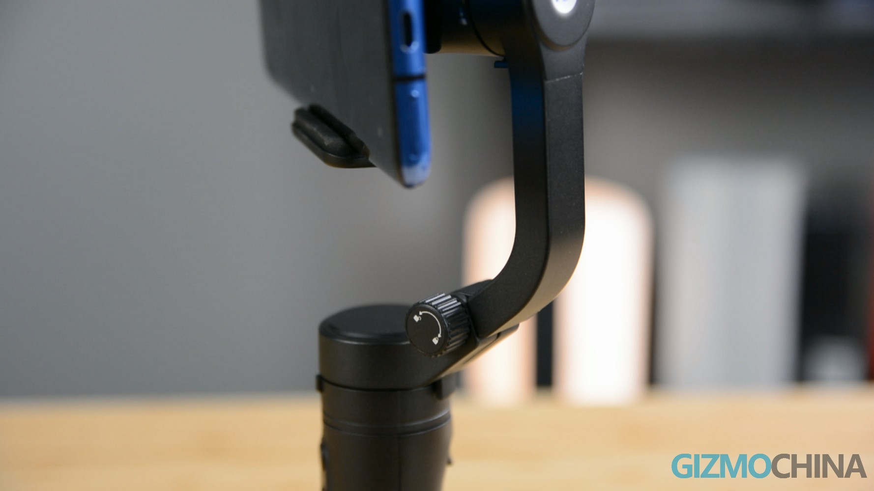 FeiyuTech VLOG Pocket Foldable Gimbal Review - Gizmochina
