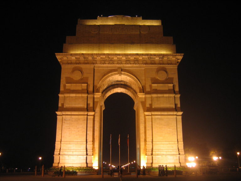 Twitter releases an India Gate emoji to commemorate Indian Republic Day ...