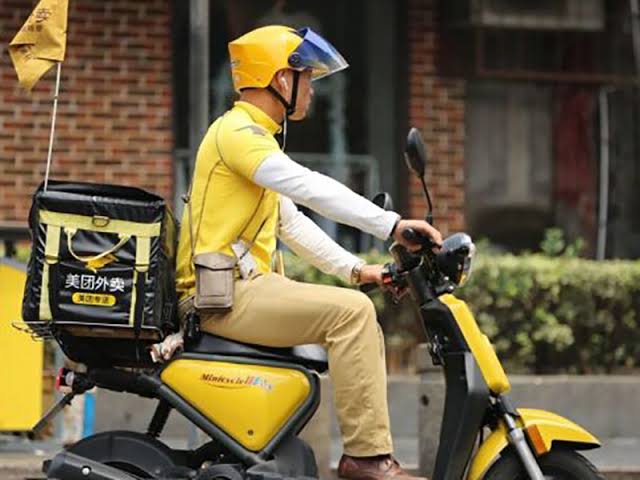 China's top delivery firm offers contact-free meal delivery across ...