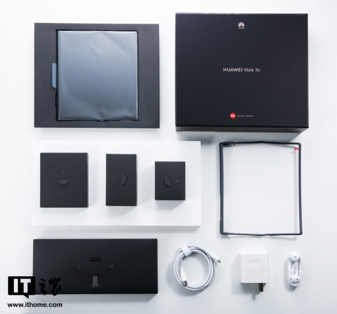 Huawei Mate Xs unboxing pictures shows unique retail box and handset in ...