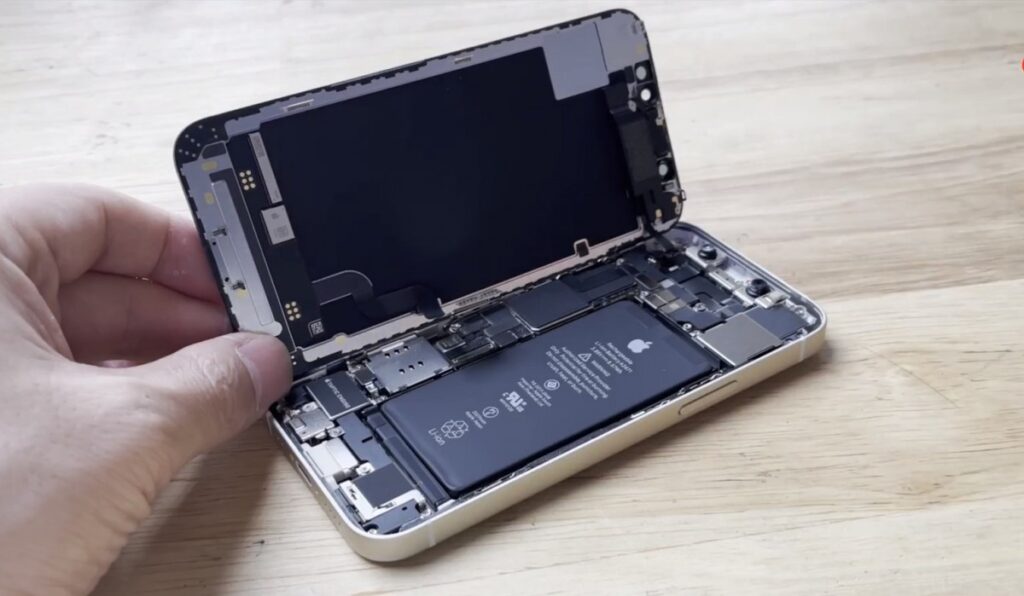 Apple iPhone 12 Mini teardown video details the internals - Gizmochina