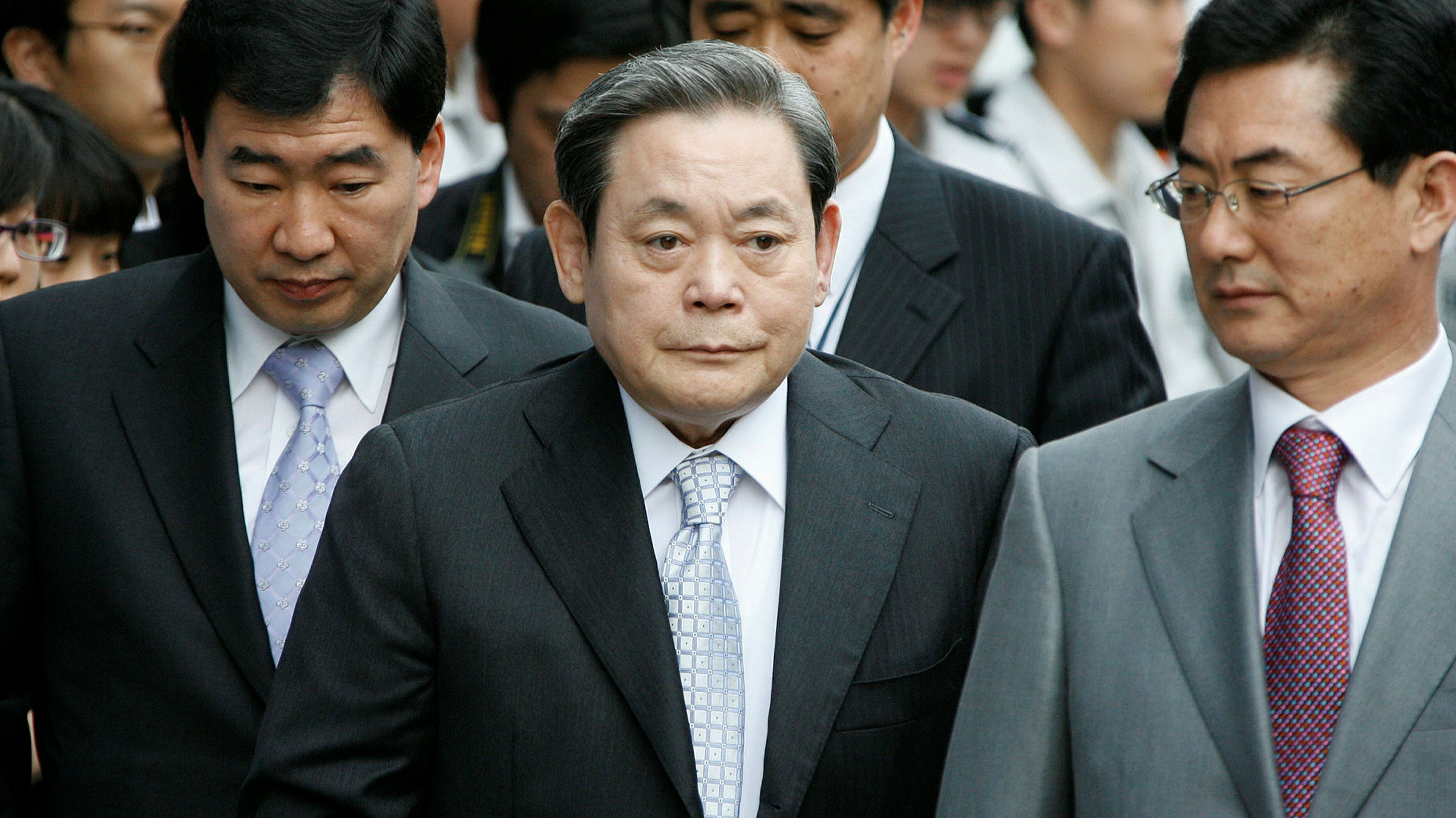 Samsung's Former Chairman's Family is Paying $10.8 Billion in Tax
