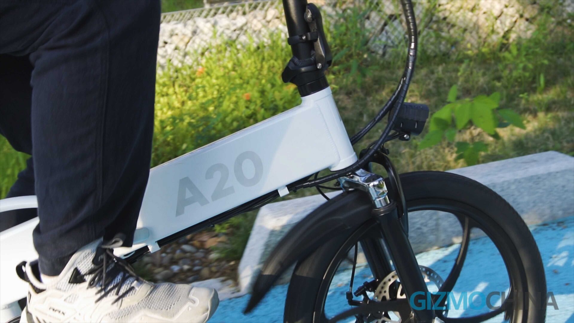 ADO A20 foldable eBike Review: Probably the best one in this price ...