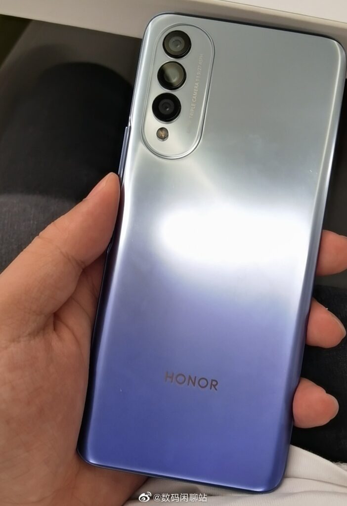 Honor X20 live shot leaked, reveals 64MP triple cameras - Gizmochina