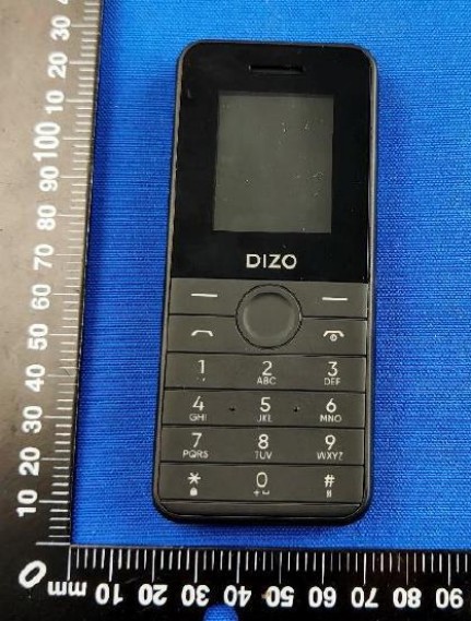 Realme's Dizo Star 500 and Star 300 feature phones receive FCC ...