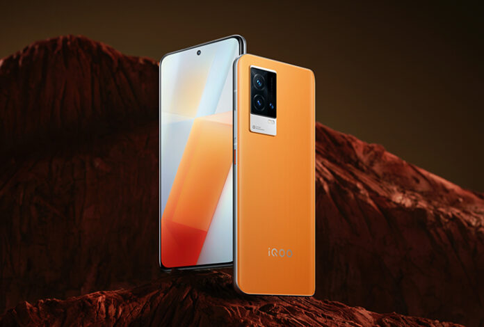 iQOO 8 series launch with next-gen E5 displays, SD888+, photochromic ...