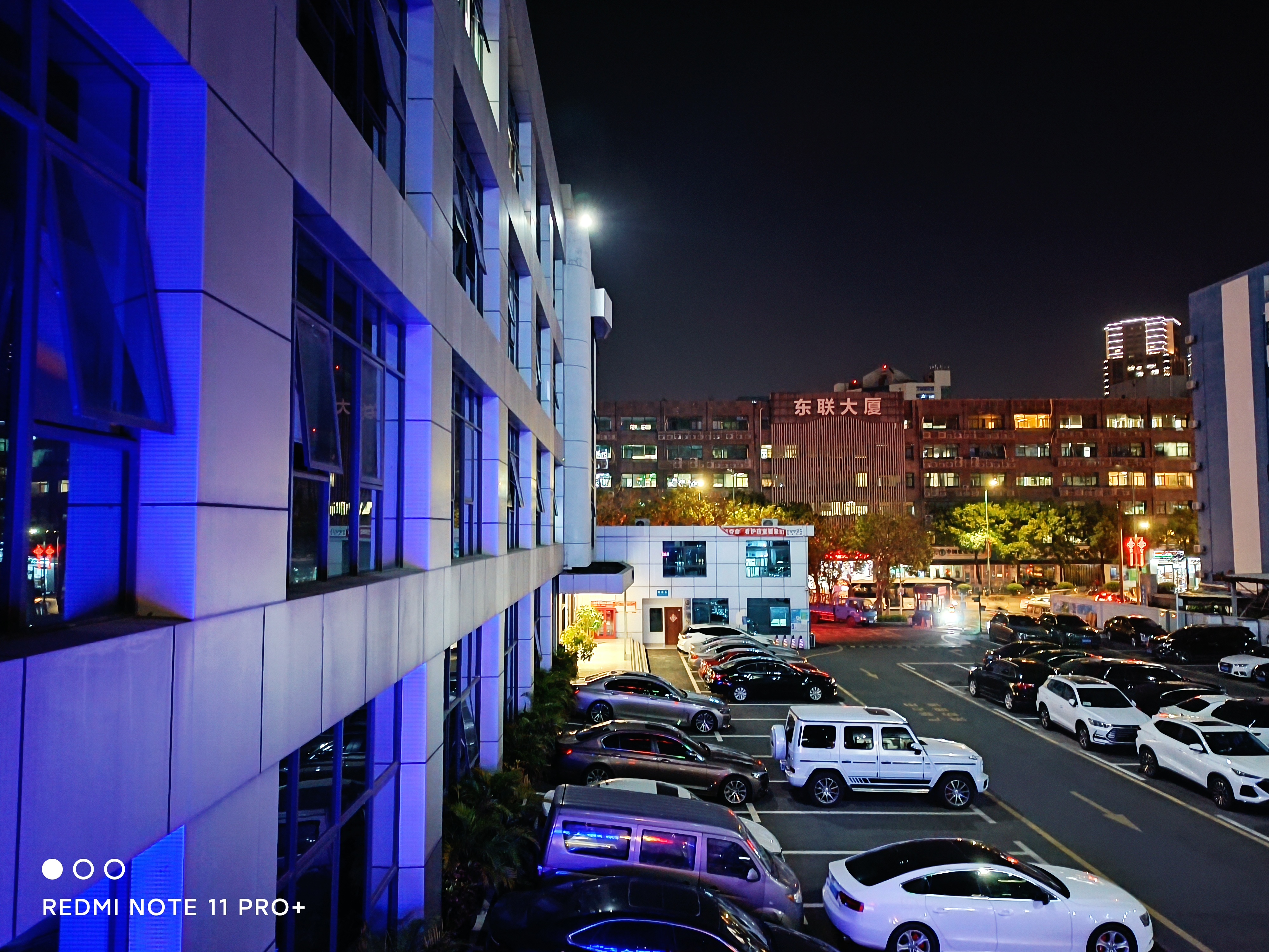 Redmi Note 11 Pro vs Note 11 Pro Plus - Is 120W Fast Charging worth the ...