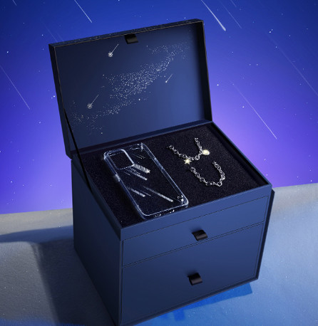 OPPO launches Reno7 series gift box with special mobile case, night lamp