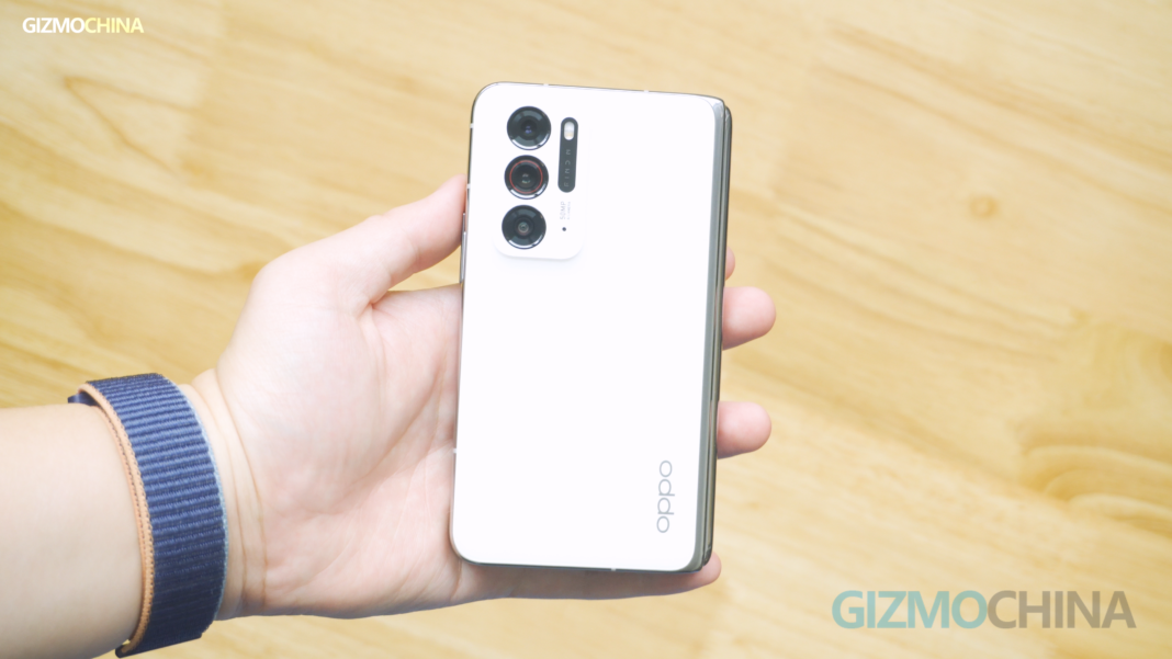 OPPO Find N Unboxing & First Impression: The Next Normal? - Gizmochina