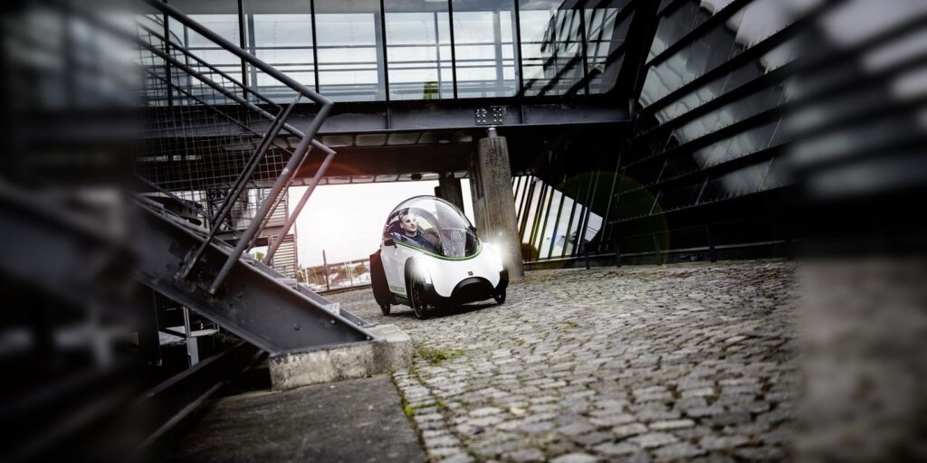 This cool electric bike-car will actually be shipping to buyers this ...