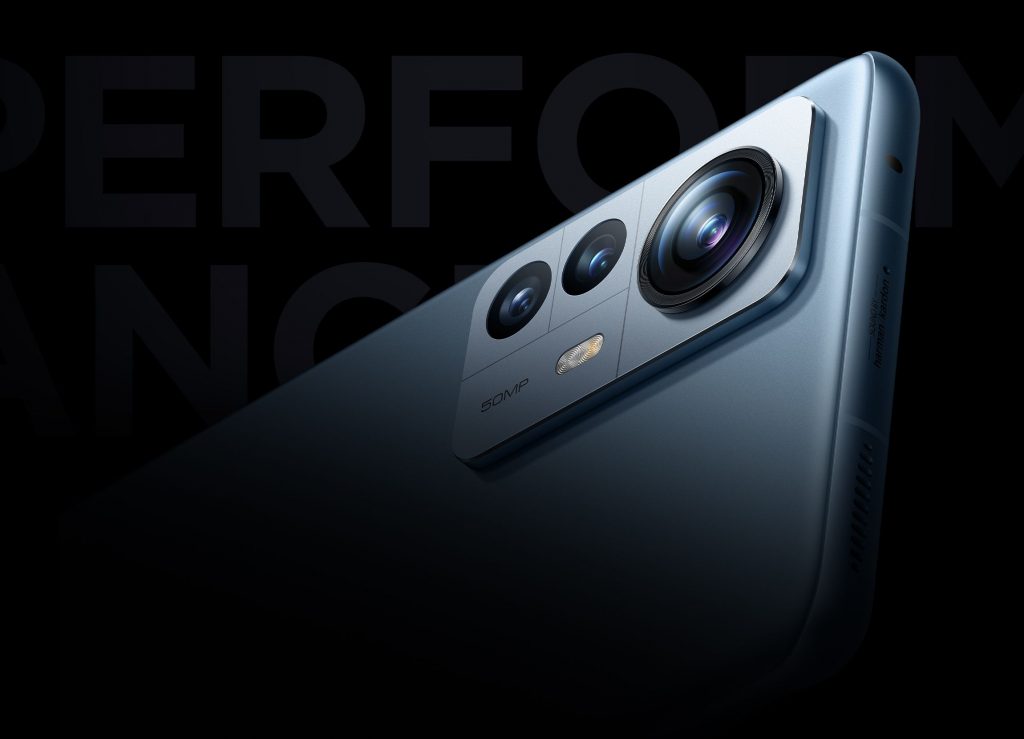 Xiaomi 12 Pro launched in India with 120Hz AMOLED display, SD8G1, 50MP ...