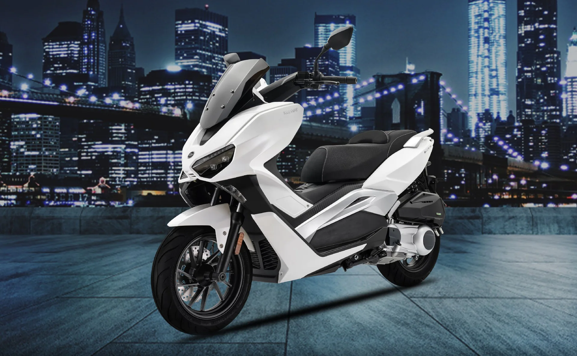 Keeway Sixties 300i with a retro Vespa-styled design launched in India ...