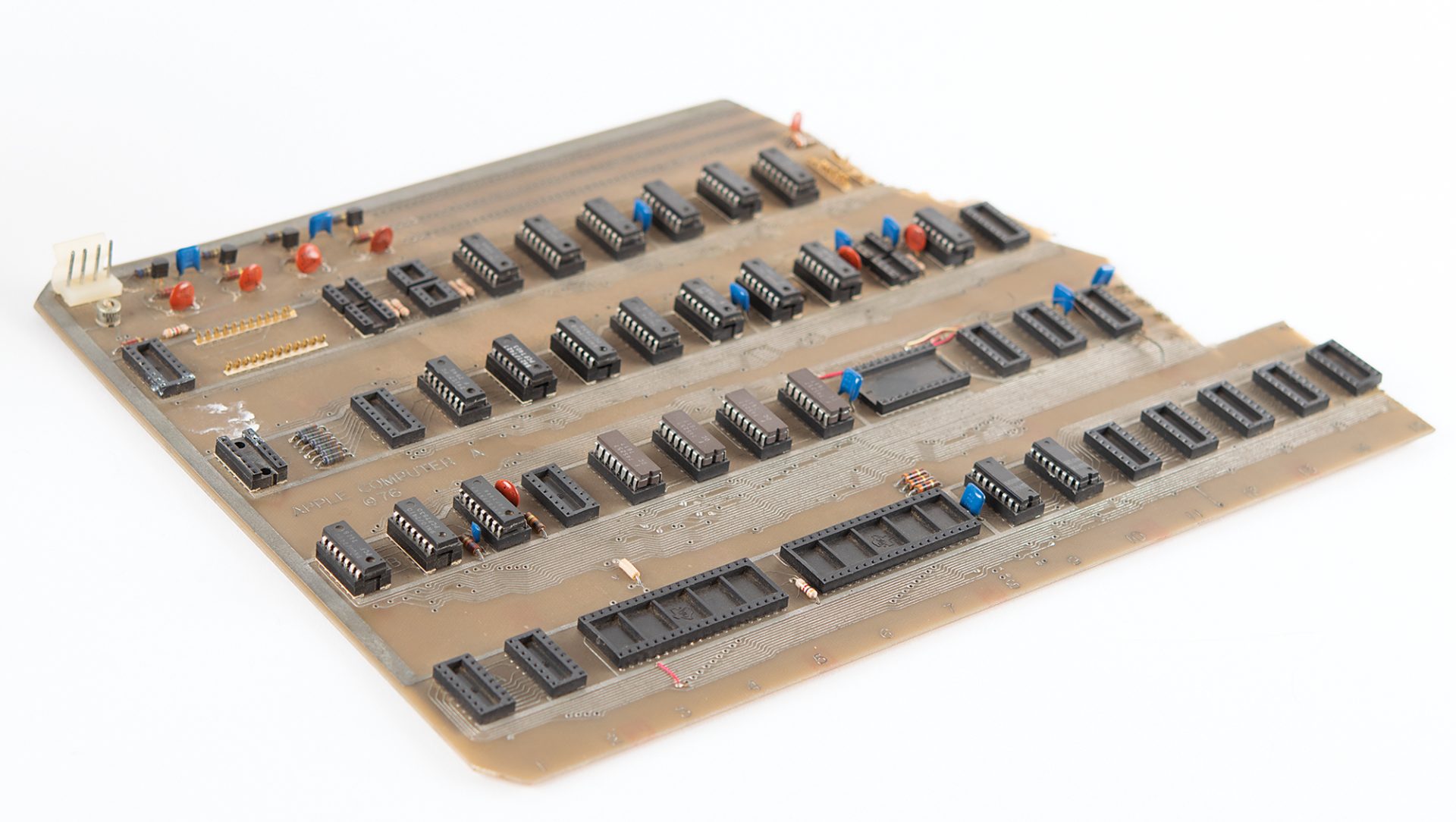 PCB designed by Woz that helped Apple secure its first major order up ...