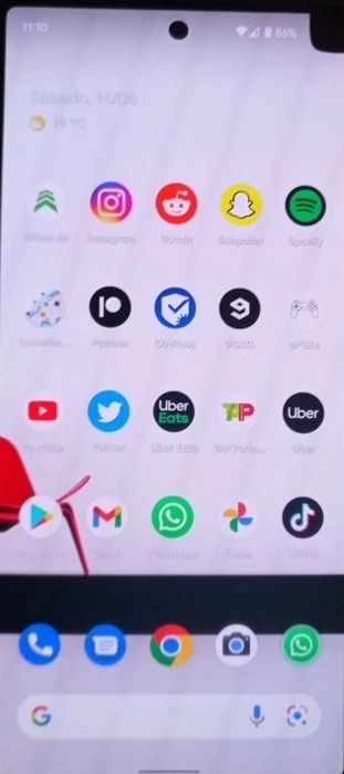 Multiple Google Pixel 6 owners report growing black dot on the screen ...