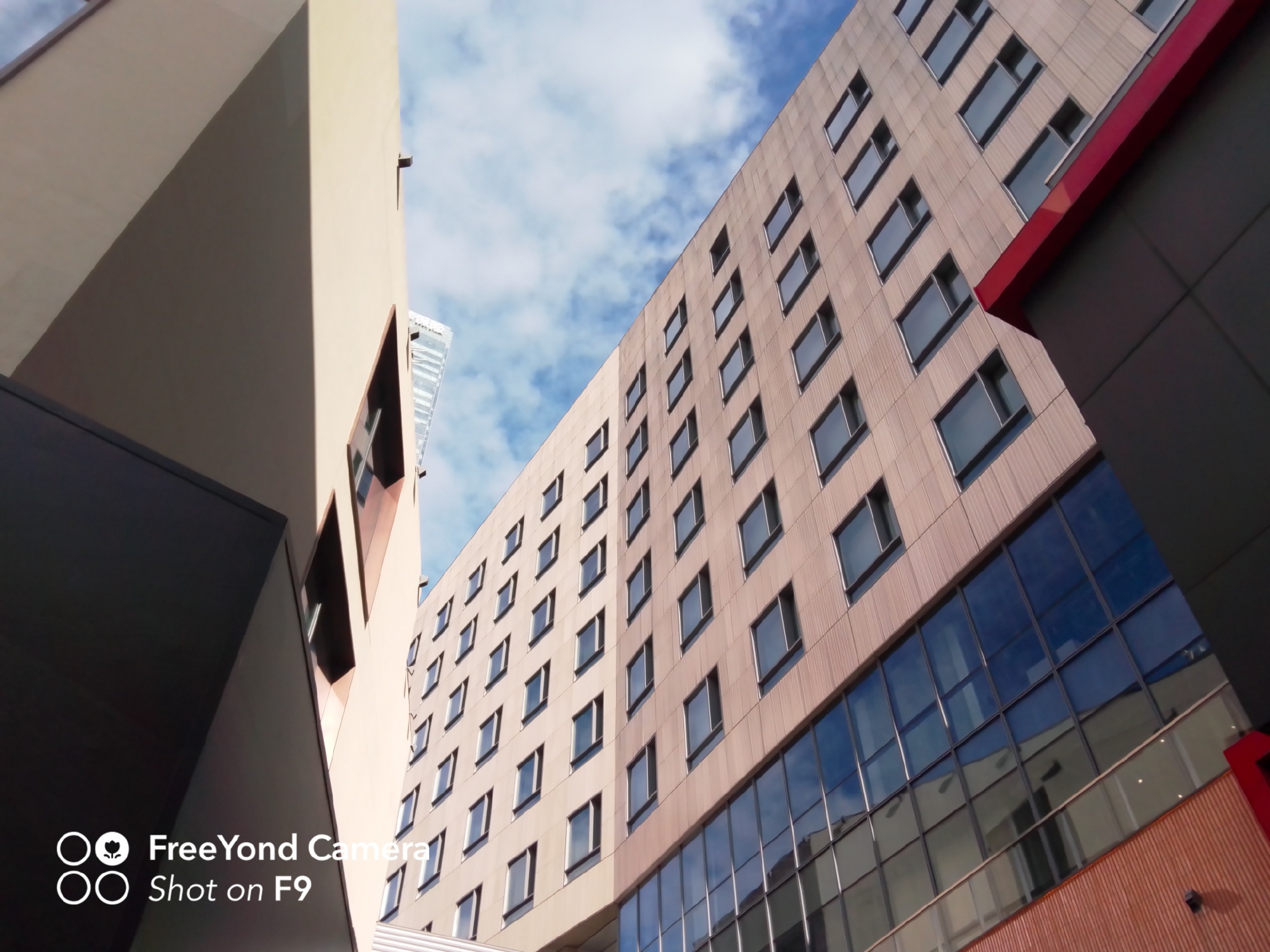 FreeYond F9 to debut soon, camera samples emerge - Gizmochina