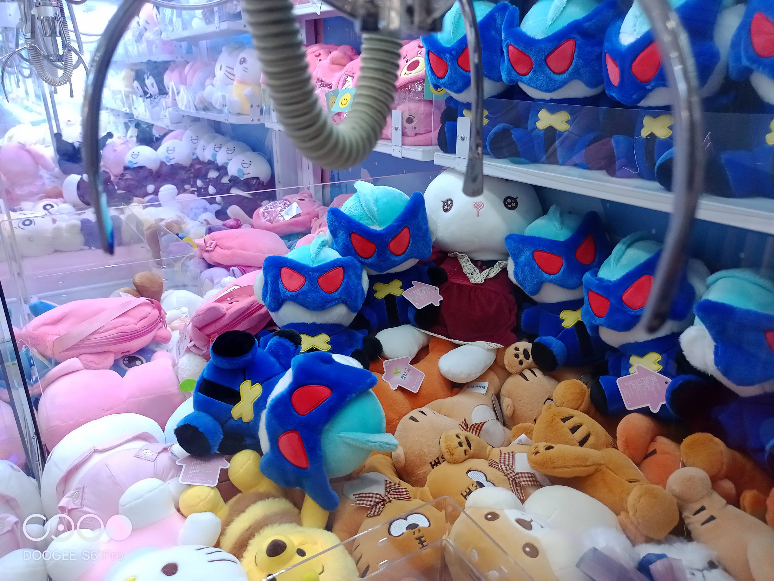 DOOGEE S61 Pro Review: Transparent rugged phone!? - Gizmochina