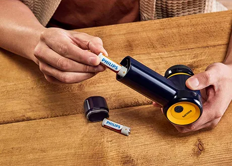 Philips Sneaker Shoe Cleaner with a water-resistant head launched in ...