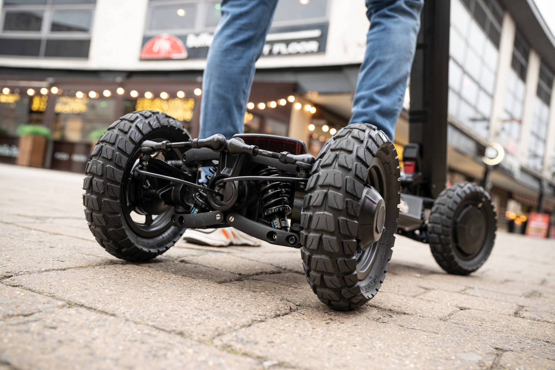 D-Fly launches the Dragonfly Hyperscooter with a 40km/h top speed via ...