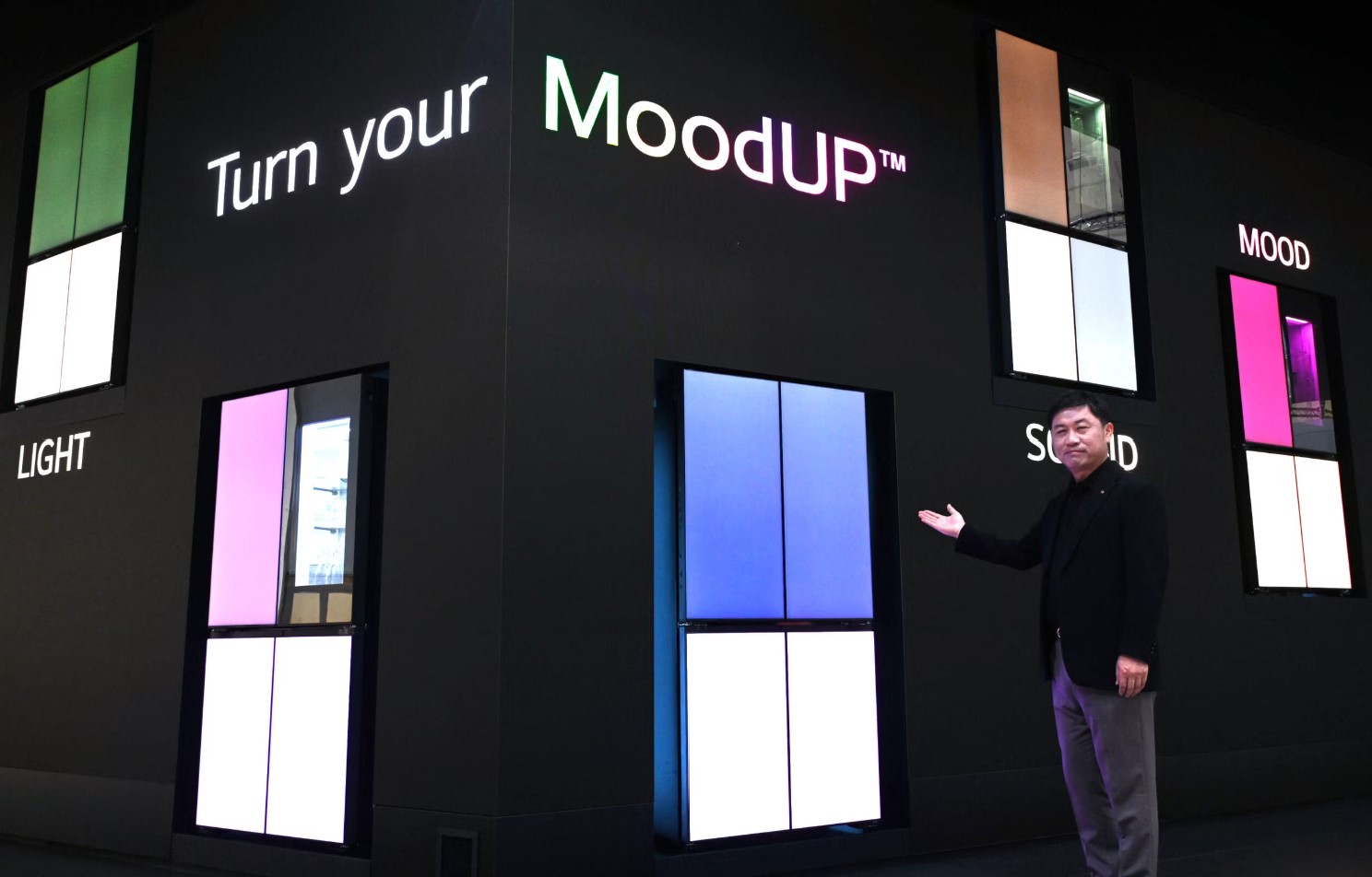 LG MoodUP refrigerator colour-changing LED panels, Bluetooth speaker showcased - Gizmochina