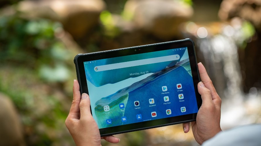 Oukitel Confirmed the Launch of World's First 20000mAh Battery Tablet ...